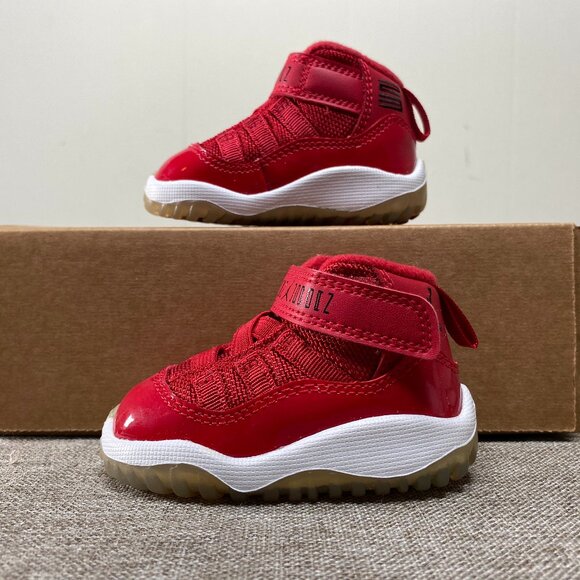 Nike | Shoes | Nike Jordan 1 Retro Win Like 96 Td 2c Gym Red White ...